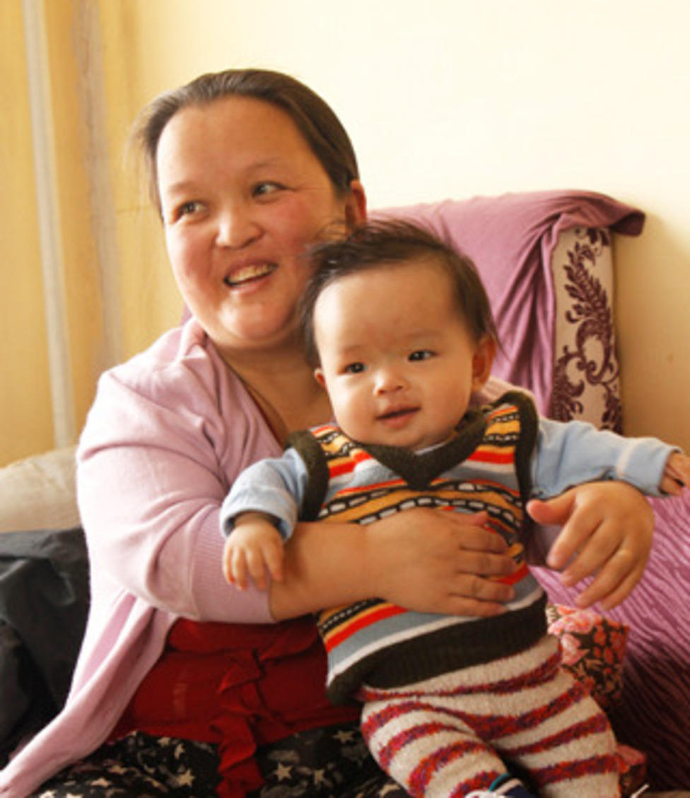 Х.Ганцоож: Ээж охин хоёрт өвдөх эрх байхгүй шүү дээ