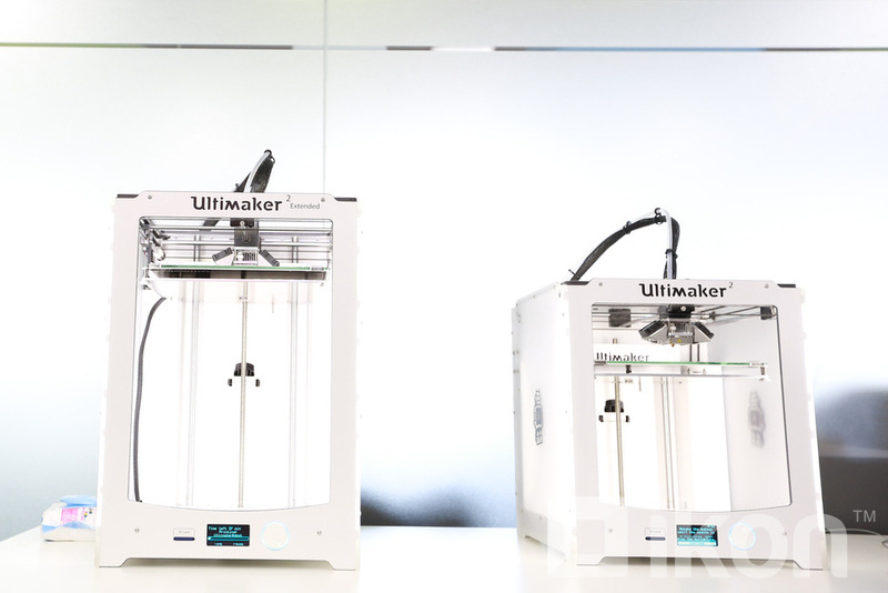 3d принтерийн лаборатори хэн бүхний өмнө НЭЭЛТТЭЙ
