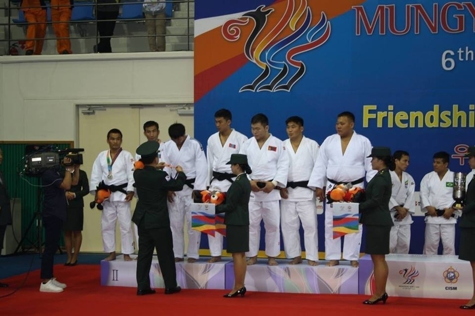 Цэргийн олимпоос “Алдар“-ын жүдо бөхийн тамирчид мөнгөн медаль хүртлээ