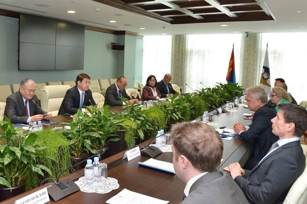 Евразийн эдийн засгийн комисстой хамтын ажиллагааны тухай санамж бичигт гарын үсэг зурлаа