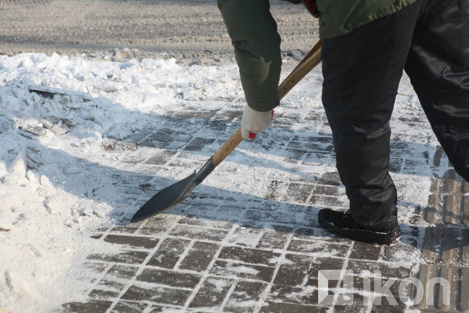 Цас цэвэрлэх техник, технологи бий болгоход шаардлагатай 72 сая ...