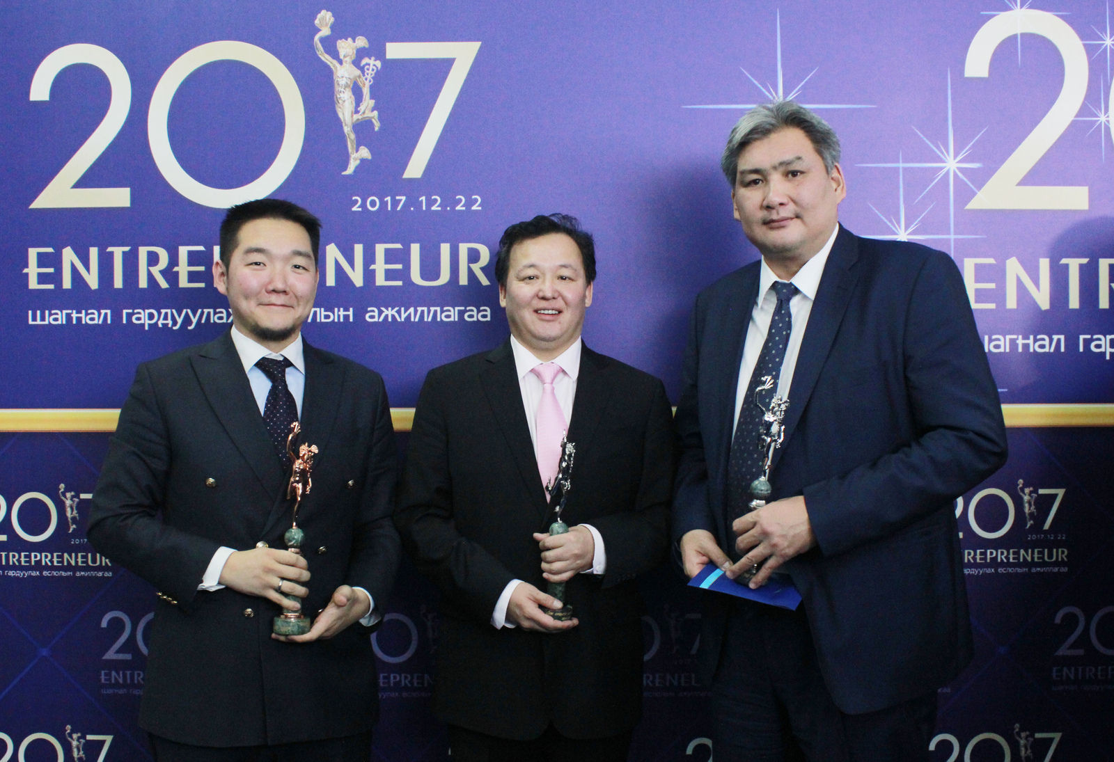 М Си Эс Группийн гурван компани “Оны шилдэг Энтрепренер” ээр шалгарлаа