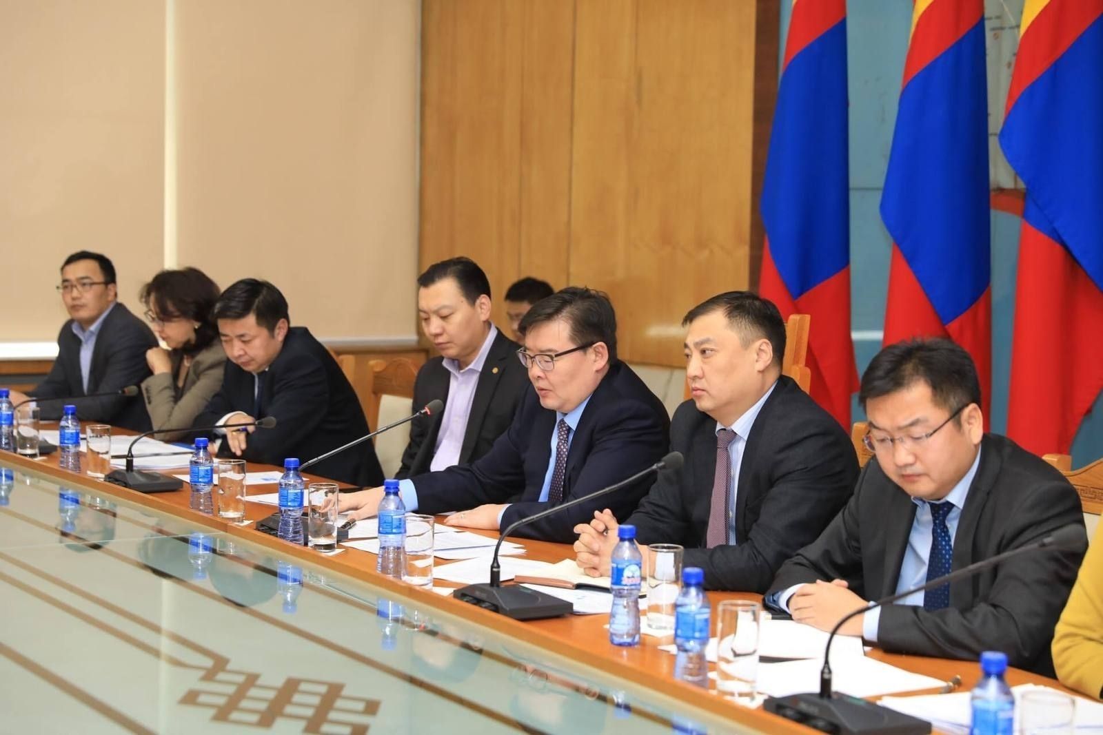 Төрийн үйлчилгээг цахим хэлбэрт шилжүүлэх ажлаа эрчимжүүлэхийг үүрэгдлээ