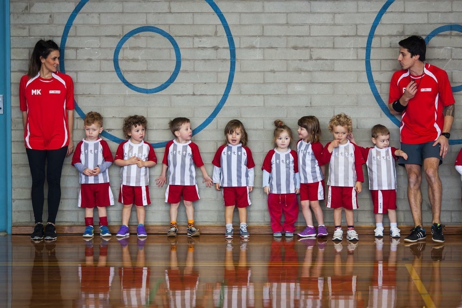 Литл Кикерс насан туршийн үнэт зүйлийг бий болгоно