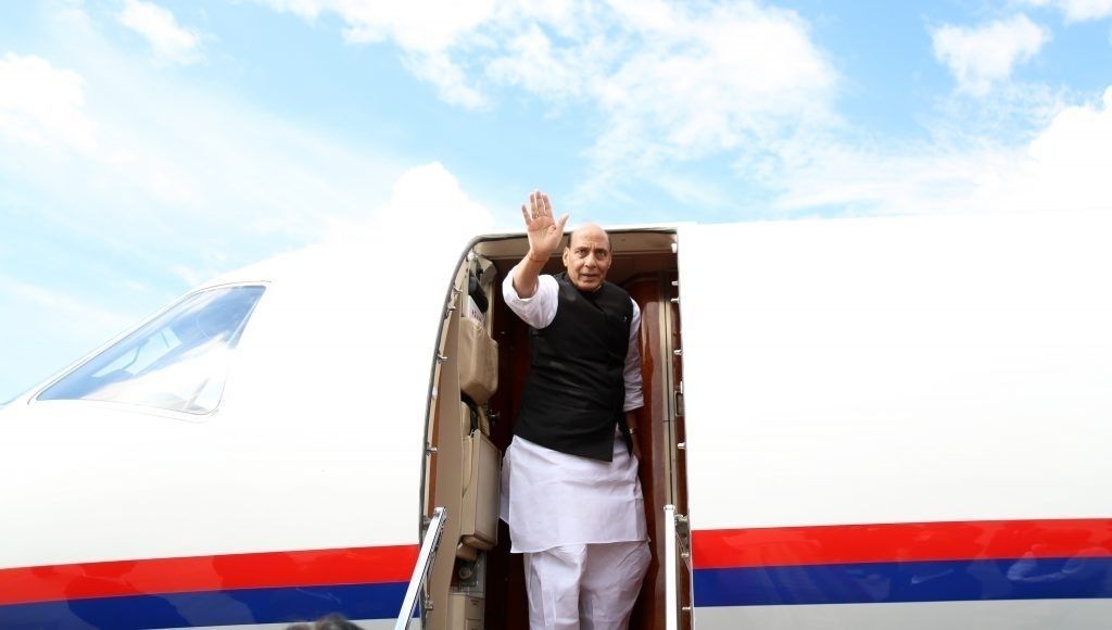 Энэтхэг Улсын Дотоод хэргийн сайд Ражнат Сингх нутаг буцлаа