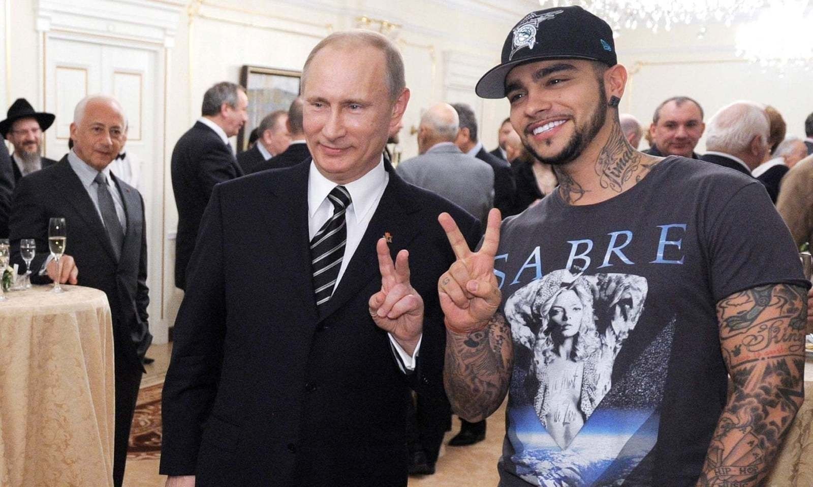 Кремлийн удирдагчдыг магтсан рэп дуу хэт олон “дислайк” авсан тул ...