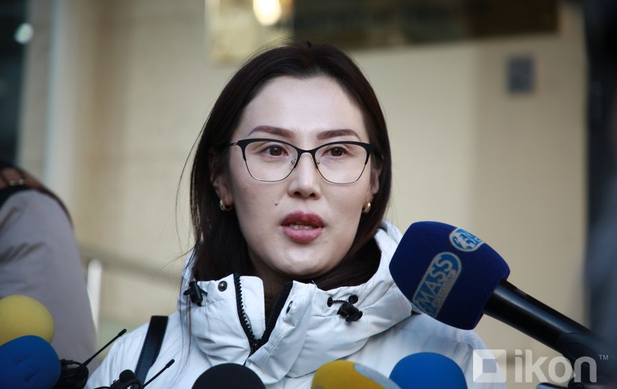 “Хүүхдүүддээ хагалгаа хийлгэхээр гадаадыг зорих үед ард түмэн тусалж
