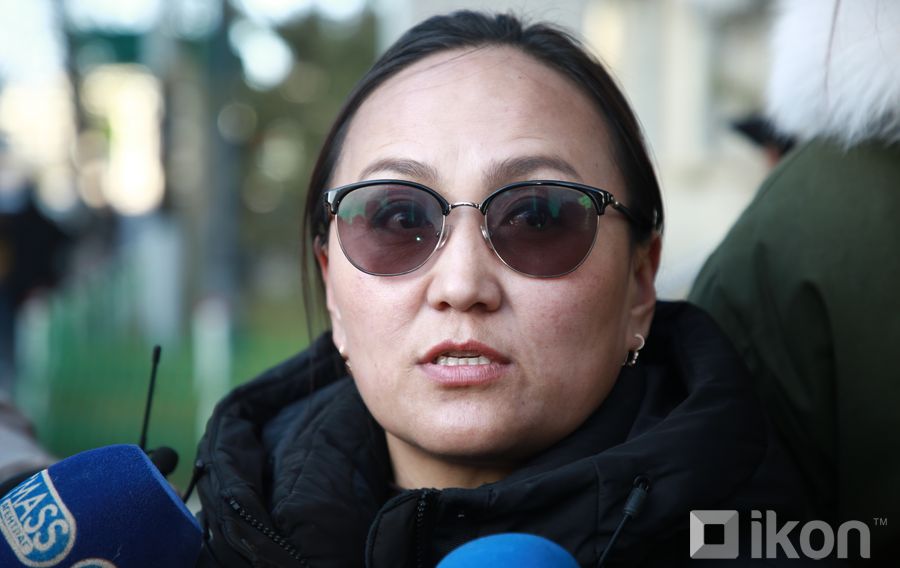 “Хүүхдүүддээ хагалгаа хийлгэхээр гадаадыг зорих үед ард түмэн тусалж