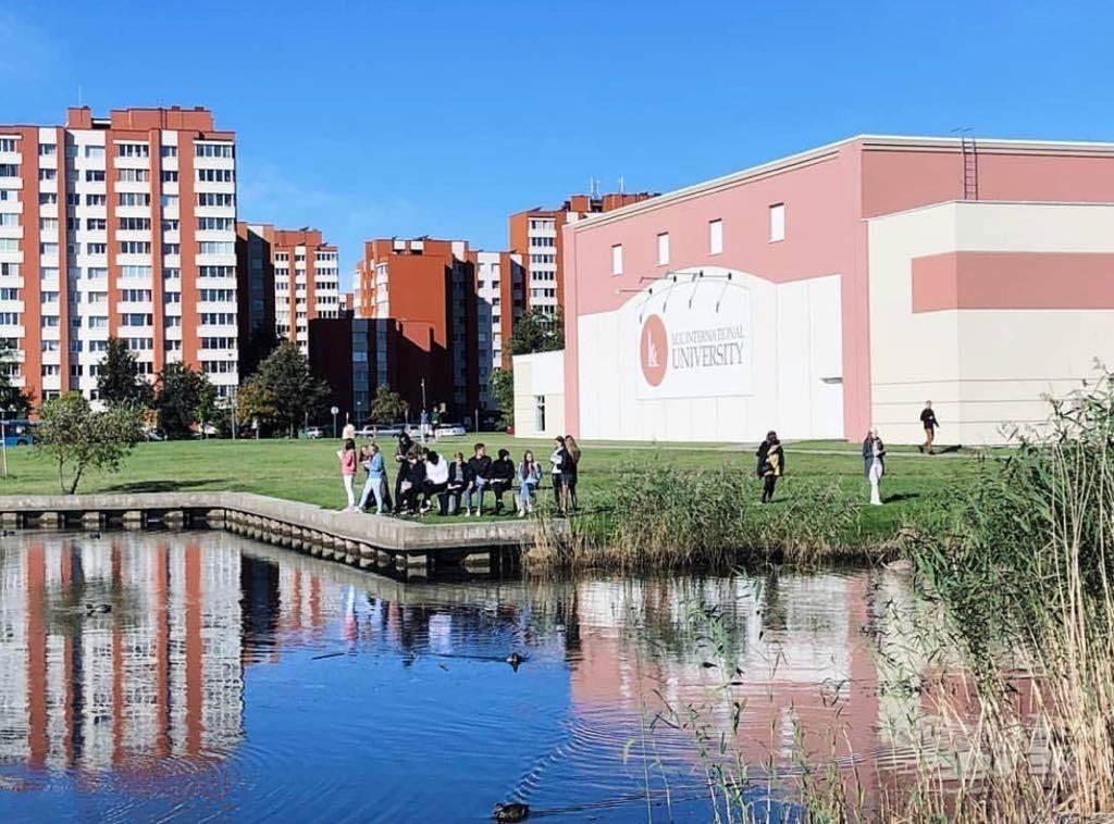 LCC INTERNATIONAL UNIVERSITY бакалавр, магистрын сургалтын тэтгэлэгт ...