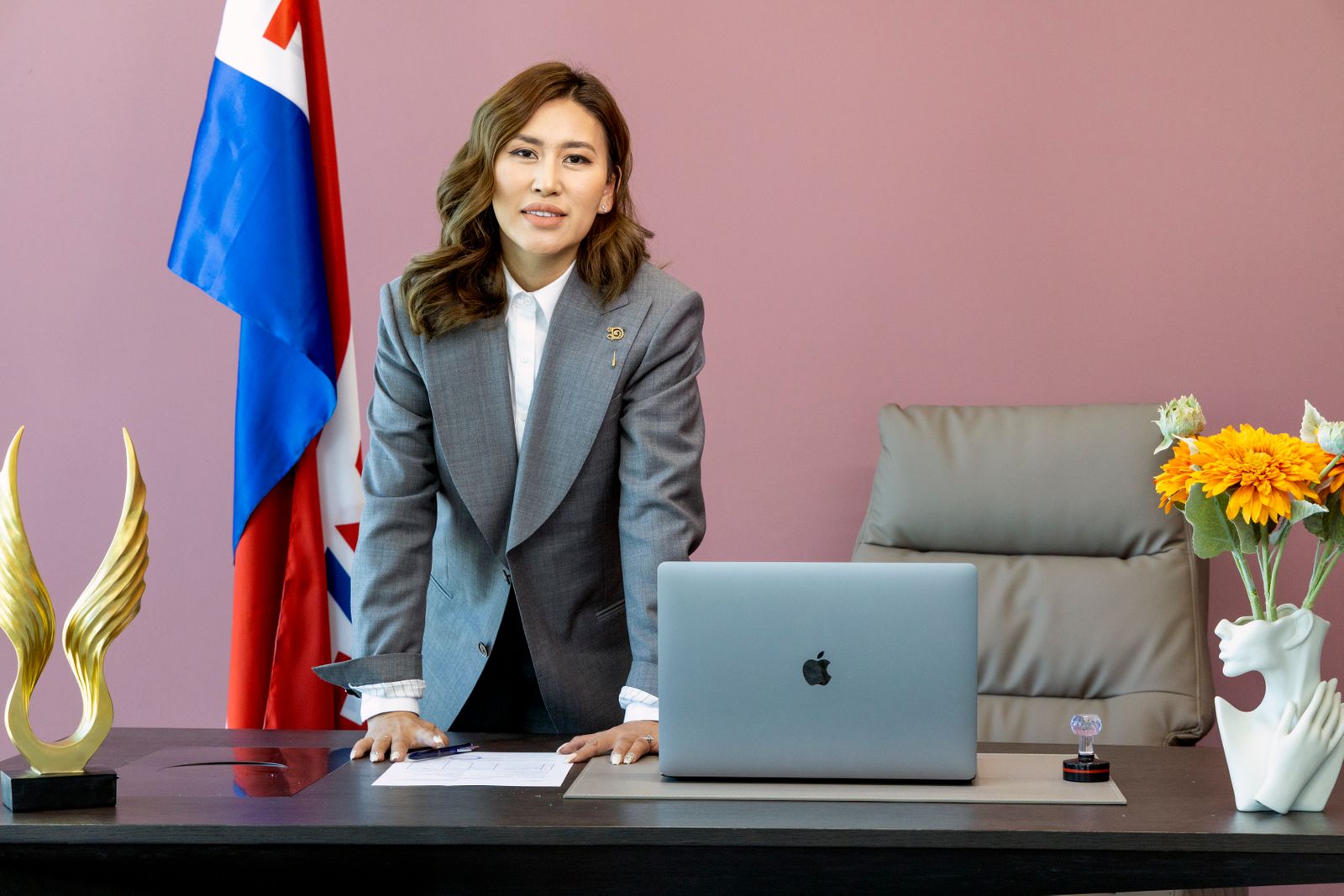 БАГ БОЛ БИЗНЕСИЙГ ХӨДӨЛГӨГЧ ГОЛ ХҮЧ