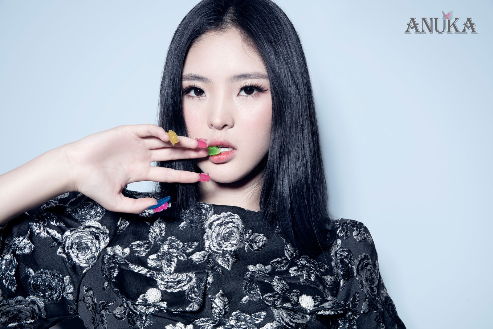 The Wasabies: Шинэ бүрэлдэхүүнээрээ “Girlfriend“ дуугаа цацахад анхны уран бүтээлээ гаргасан ...