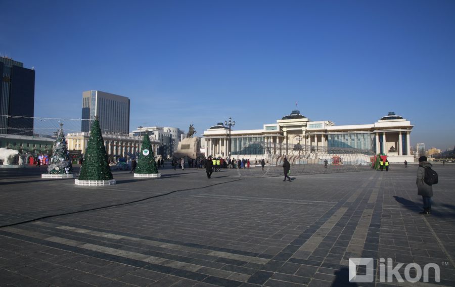 ФОТО Төв талбайд болсон жагсаалын дараах байдал