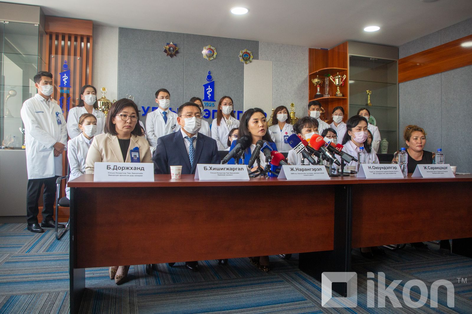 “Цусны үүдэл эсийг донороос өвчтөнд суулгах эмчилгээг Монголд анх удаа хийлээ Өвчтөний бие сайн