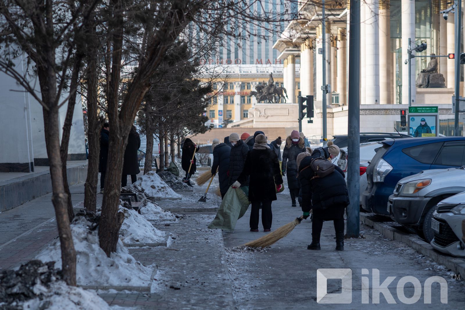 “Ердөө 90 минут“ бүх нийтийн цэвэрлэгээгээр 2 5 сая ам метр талбайг цэвэрлэж 736 4 тонн хог