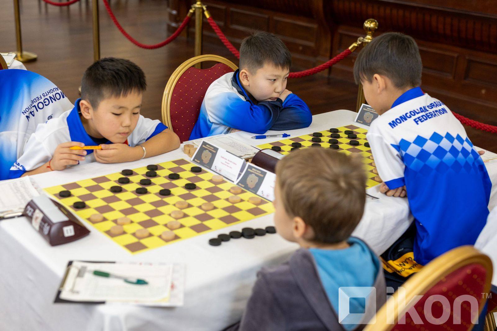 ФОТО: Н.Хангай, Б.Мөнхжин нар зуун буудалт даамын өсвөрийн дэлхийн ...