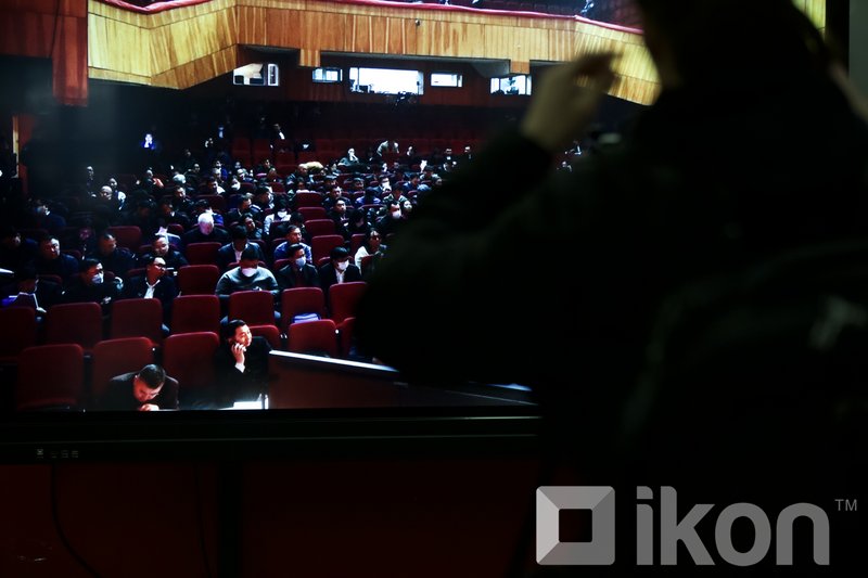 ФОТО Хөгжлийн Банкны гэх хэргийн шүүх хуралдааны эргэн тойронд