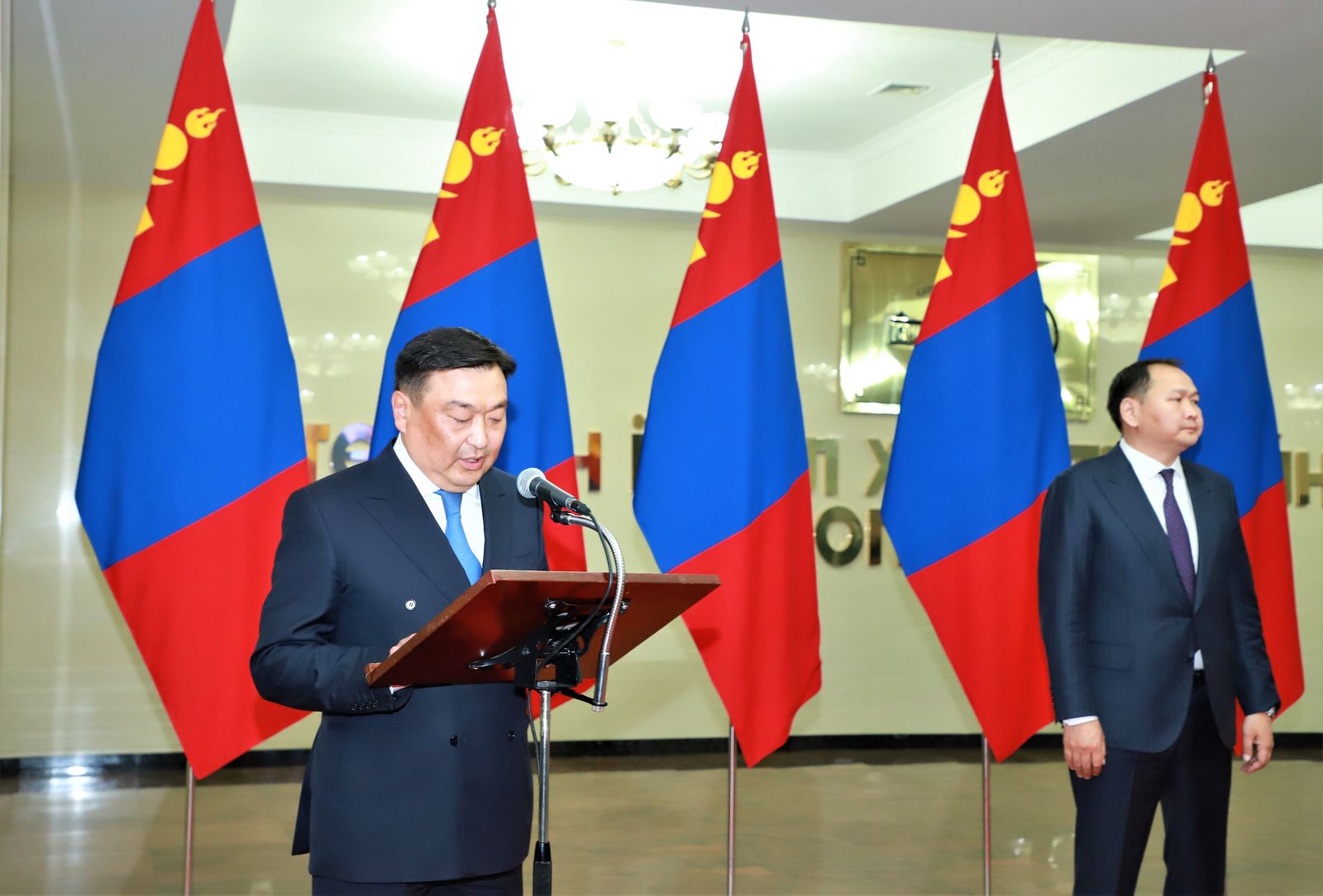 ТОП 100 аж ахуйн нэгжийн хөрөнгийн зах зээл дэх оролцоог өсгөх