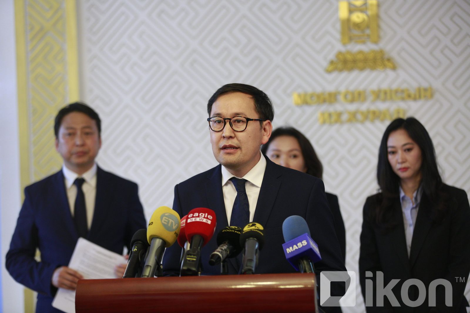 О Батхүү Тогтмол ажилтай хамгийн их татвар төлдөг давхаргынхан малчдын НДШ ийн 50 ийг төлөх