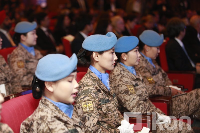 ФОТО Гадаад хэргийн эмэгтэй сайд нарын уулзалтад хүрэлцэн ирсэн эрхмүүд