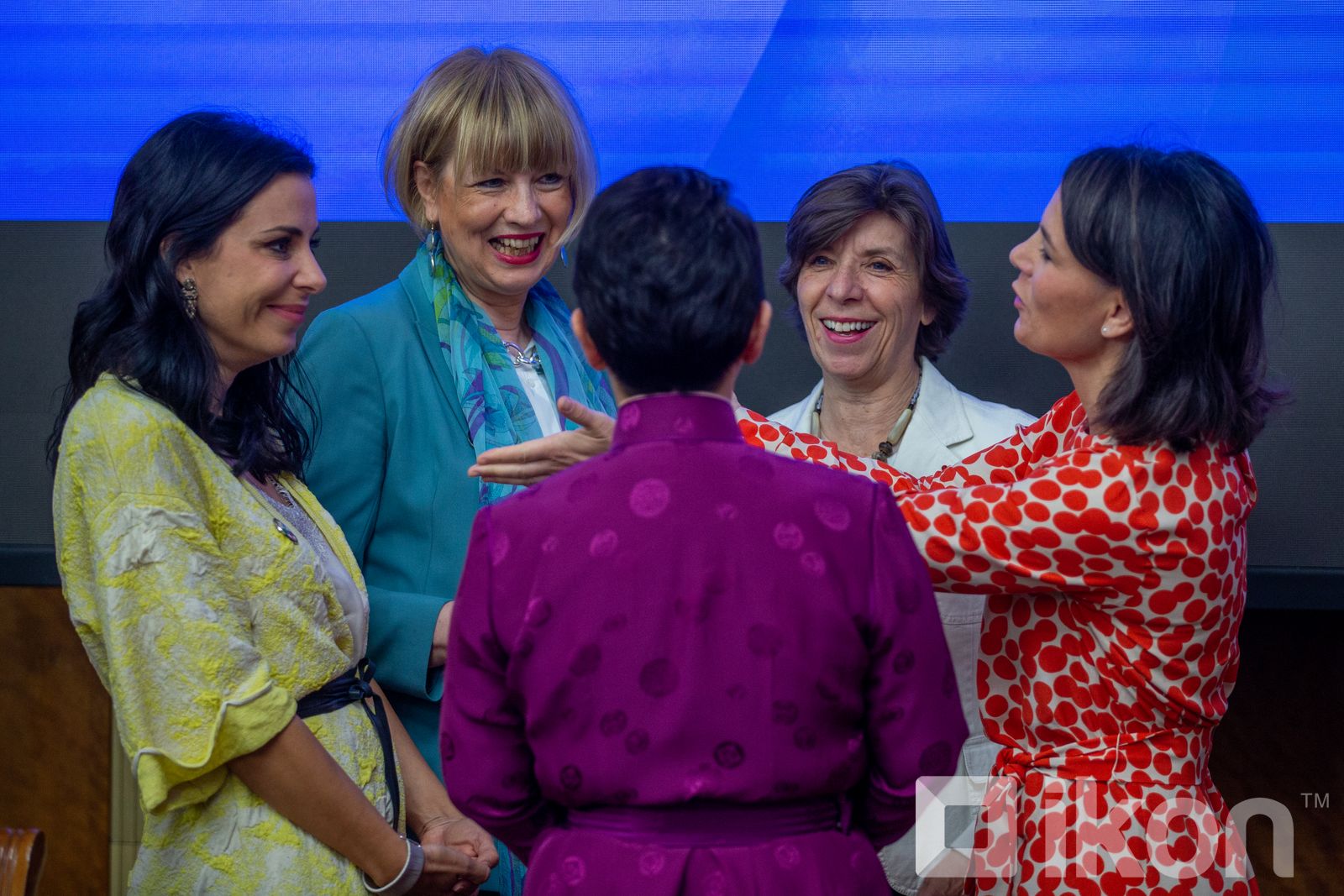 ФОТО Гадаад хэргийн эмэгтэй сайд нарын уулзалтад хүрэлцэн ирсэн эрхмүүд