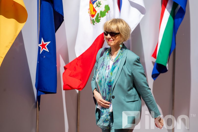 ФОТО Гадаад хэргийн эмэгтэй сайд нарын уулзалтад хүрэлцэн ирсэн эрхмүүд