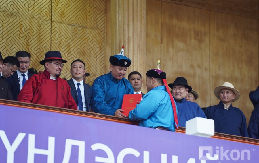 ФОТО Улсын начин гурав улсын харцага цолтон хоёр төрлөө