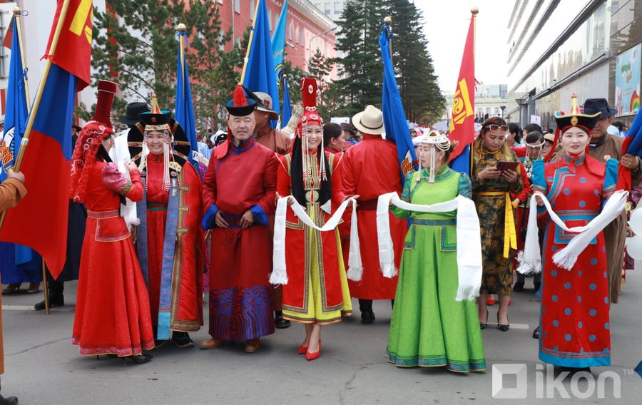 ФОТО Буриад Тува Халимагийн төлөөлөл оролцож буй “Дээлтэй Монгол“ наадам