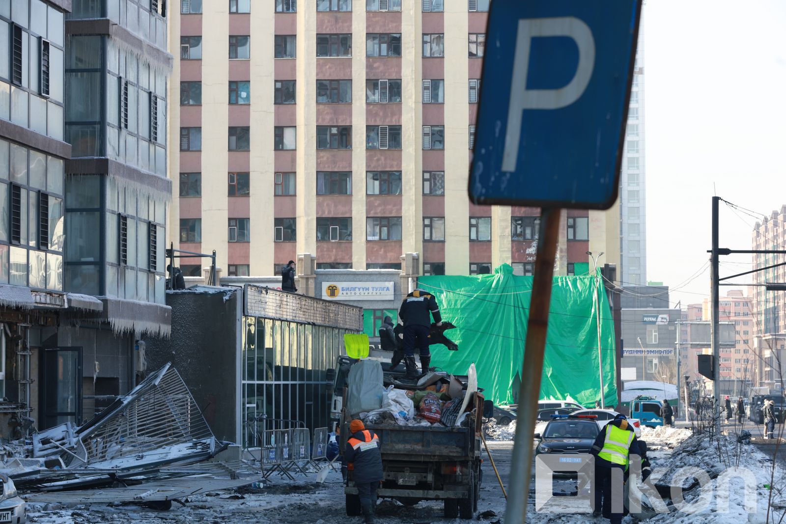 ФОТО Гал түймэрт өртсөн нийтийн эзэмшлийн талбай болон объектуудыг