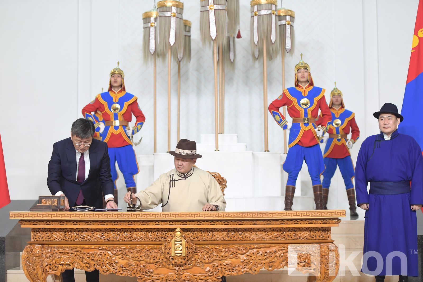 Ерөнхийлөгч монгол айл өрх бүр морин хуурын аялгууг эгшиглүүлэхийг