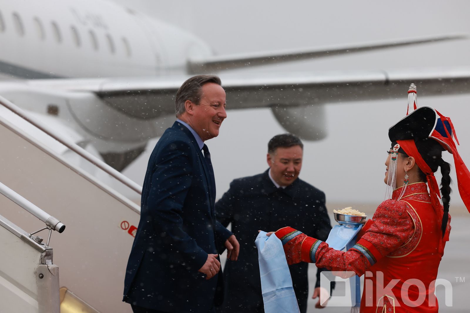 ФОТО Их Британийн Гадаад хэрэг хамтын нөхөрлөл хөгжлийн сайд Дэвид Камерон Монгол Улсад