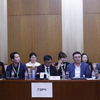 Чингис хааныг “Өвгөн хуурч“-д мөнхөлсөн Үржингийн Ядамсүрэн