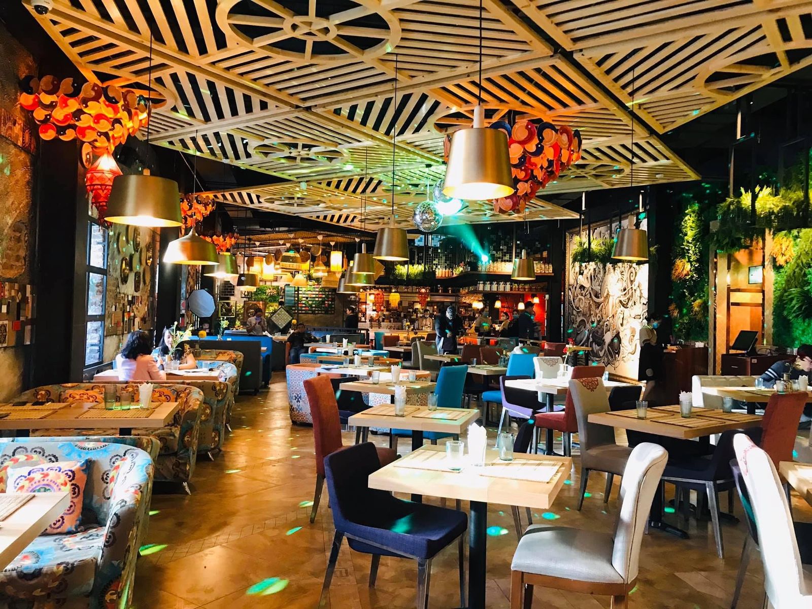 Модерн Номадс монгол хоолны сүлжээ рестораны франчайз эзэмшигч болох ...