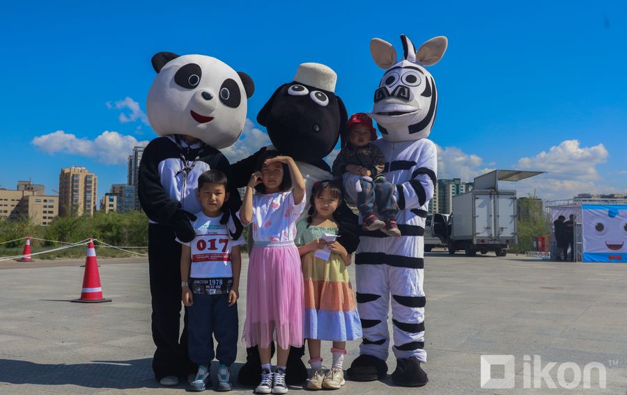 ФОТО Хүүхдийн марафонд 500 гаруй хүүхэд багачууд амжилттай оролцов