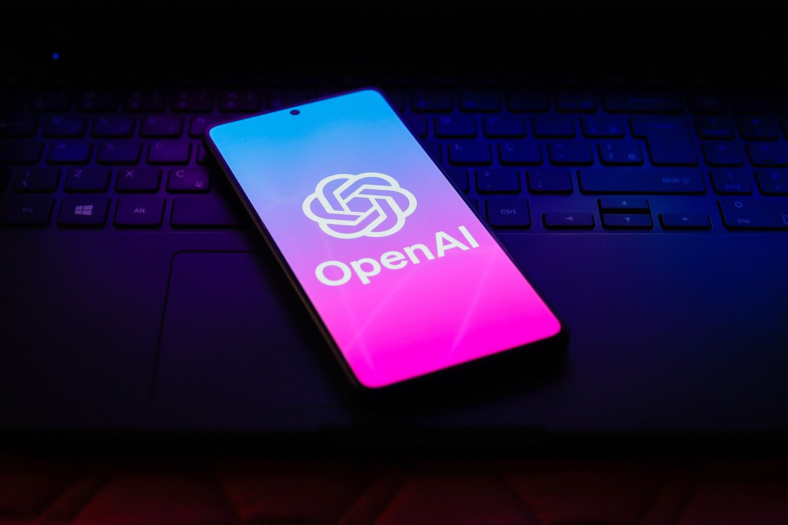 OpenAI хямд үнэ, бага хэмжээтэй GPT-4o mini загварыг танилцууллаа