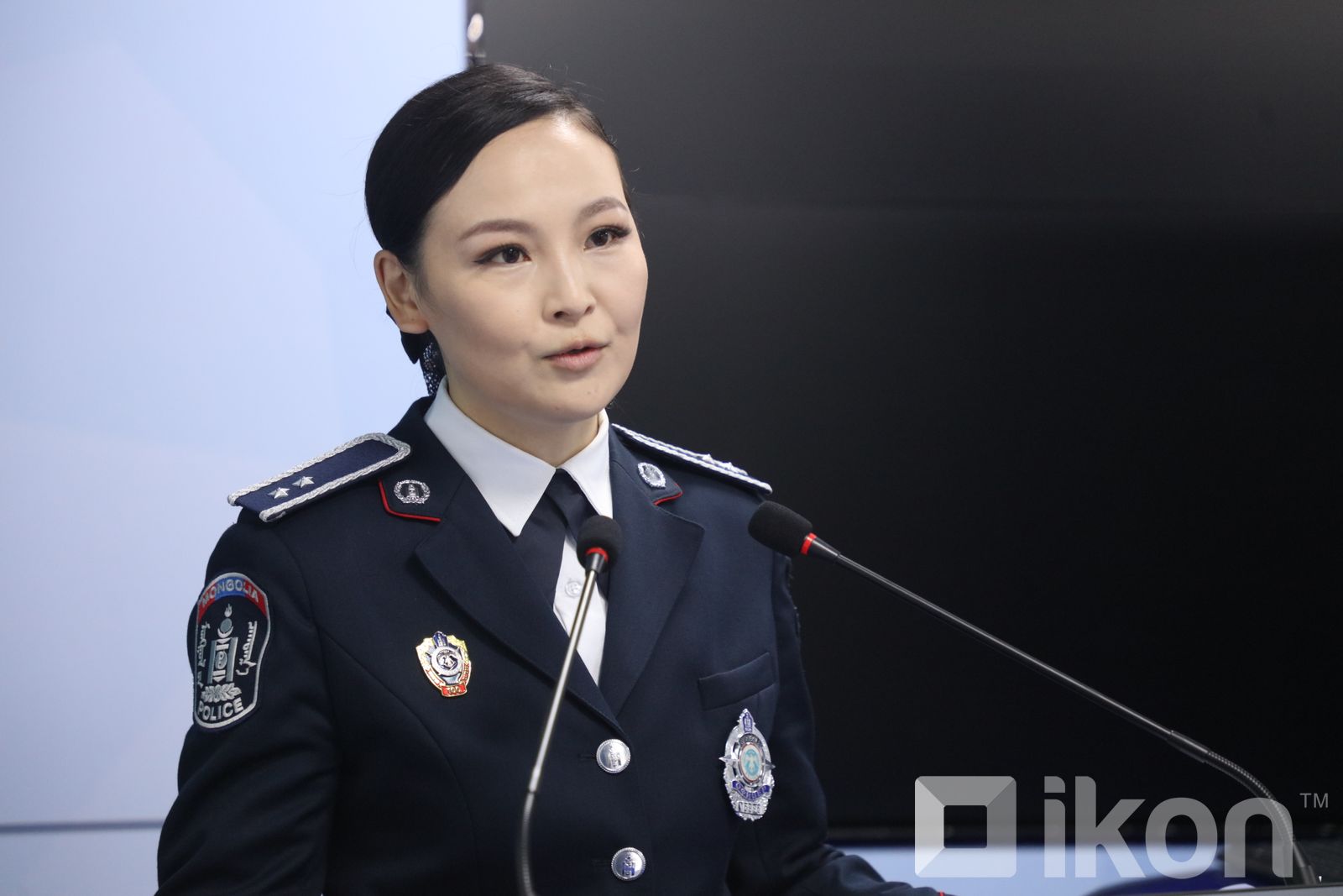 “102 police аппликэйшнийг ашиглан замын ачаалал, хар цэгийн мэдээллийг харж, зөрчлийг ...