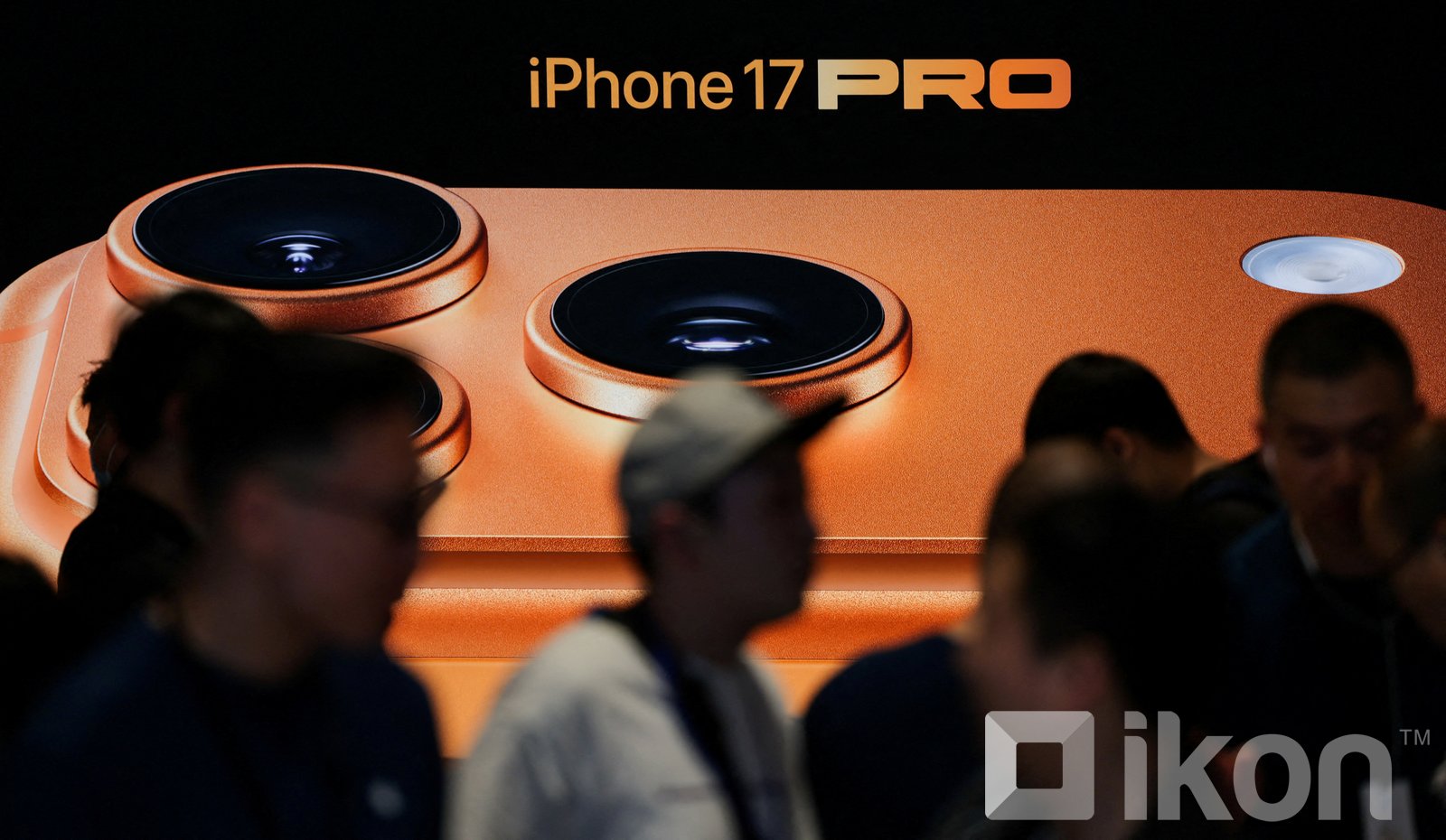 iPhone 17 загварын амжилт Apple компанийг арав гаруй жилийн дараа зах ...
